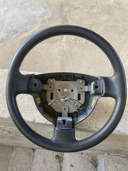 Lacetti rul sotiladi