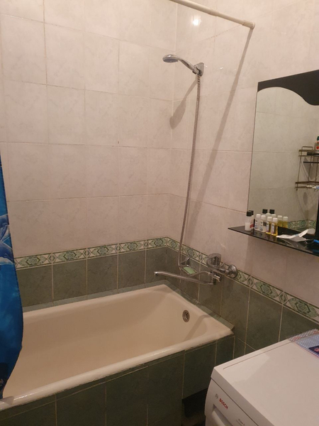 Продаётся 3/3/5 М.ГОРЬКИЙ