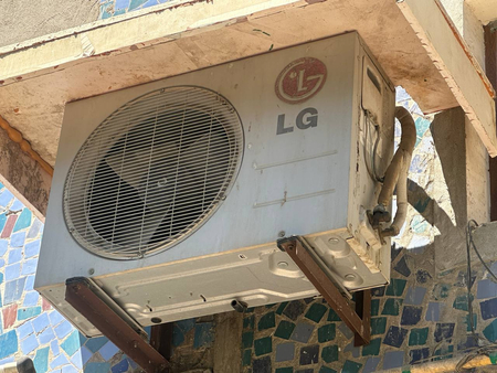Кондиционер LG. В идеальном рабочем состоянии. Кондиционер 12.  Mukamm