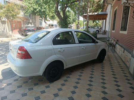 Nexia3 sotiladi,
