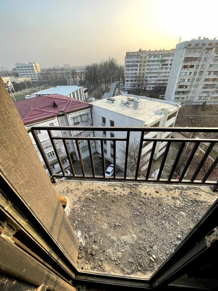 Продается ор: Глазной Турин университет Новостройка 2в3/7/8 Площ 87 м2