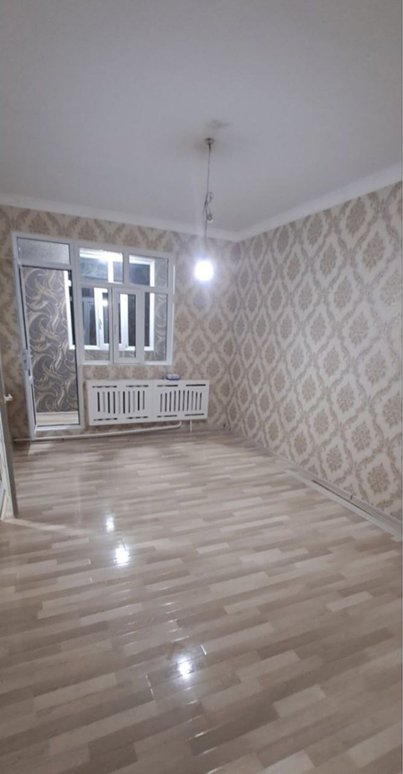 Юнусабад 1/4/4 Бадамзар цена срочно