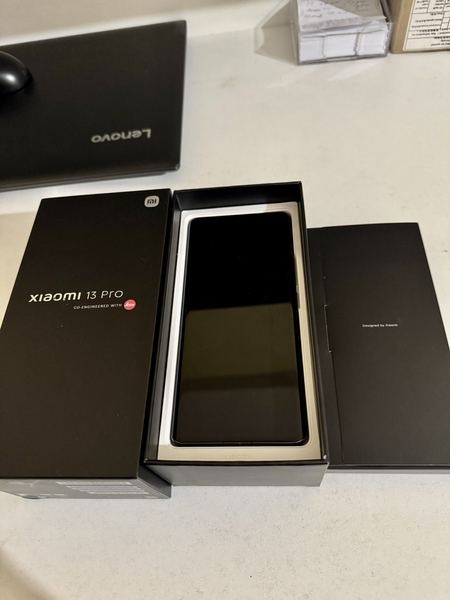 Xiaomi 13 Pro 256gb флагман полный комплект