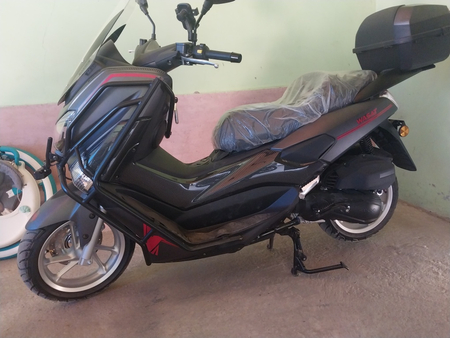 Yamaxa nmax150 янги