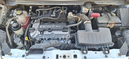 Chevrolet spark 2