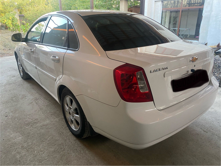 Chevrolet Jentra