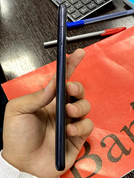 Samsung Galaxy A21S

Holati:Ideal.sarapeniya, qirilgan joylari
