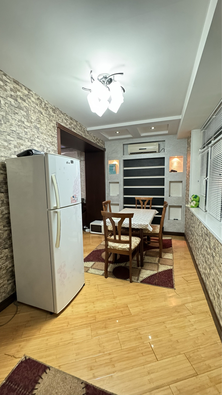 Продаю на Ц-1 центр 2/2/4 с хорошим ремонтом