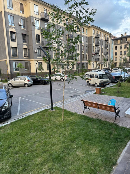 Двух Комнитный Квартира Продается Kvartira Sotladi