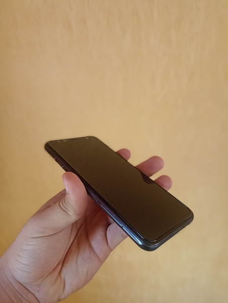 Samsung J4+ 3/32ГБ 2018