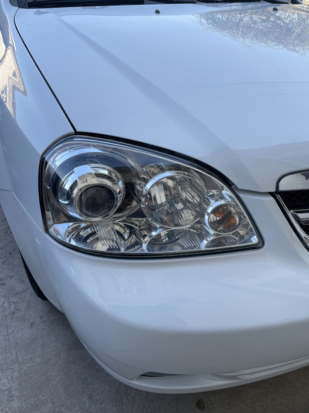 Lasetti fara bi led sotiladi ili zamen