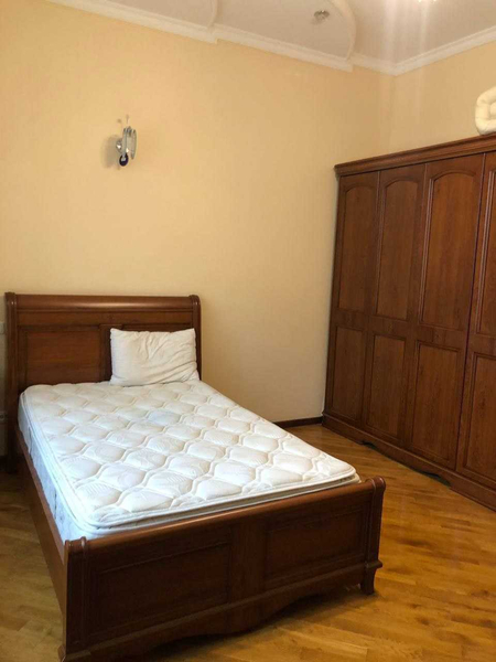 Apartment for freigner in center Amir Temur street new building