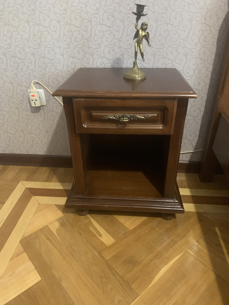 Румынский спальный гарнитур в хорошем состоянии