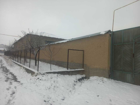 Yangiqorgon tumanida sex binosi bo`lib to`lash asosida sotilmoqda