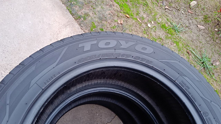 225 55 R17 Shina Toyo 2 ta