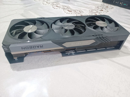 i3-12100/16gb/DDR6-1650/512gb m2/24 Ips/600w/