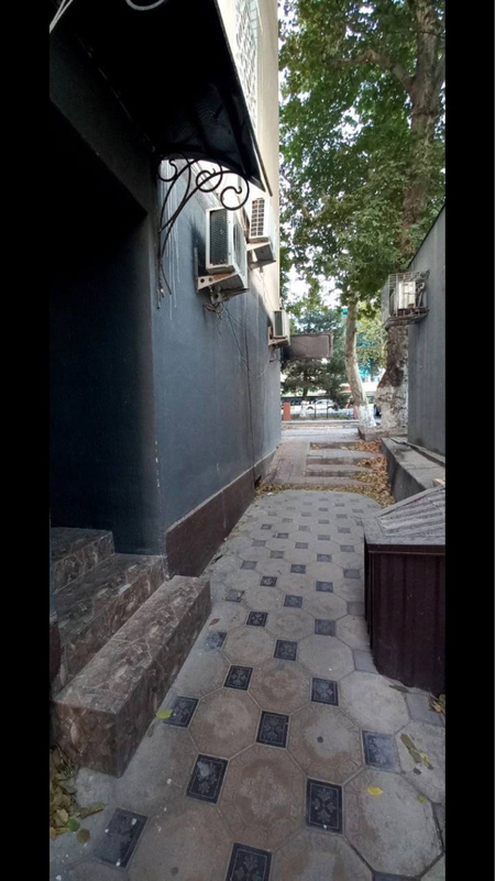 Аренда подОфис  Ориентир Ц5 Минор метро  55м2 700$торг