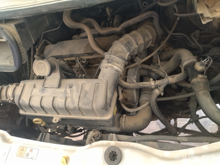 Ford transit sotiladi