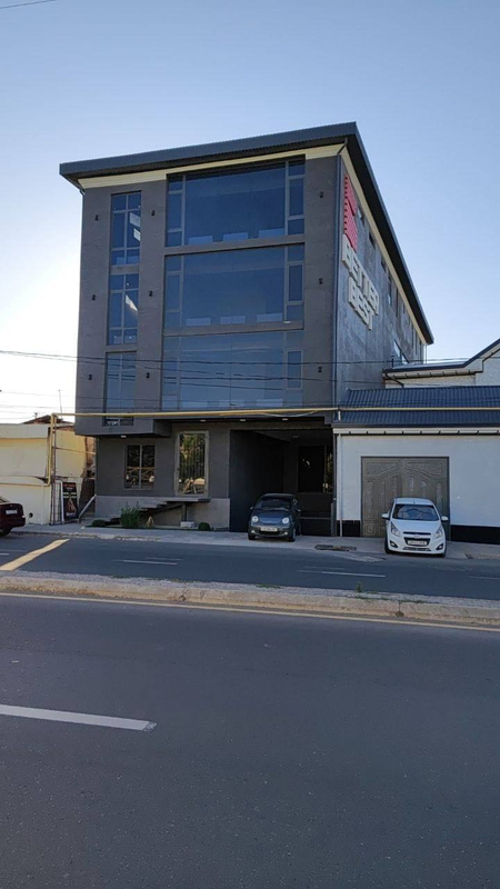 Продаётся офис 1284м2 Самарканд Дарвоза