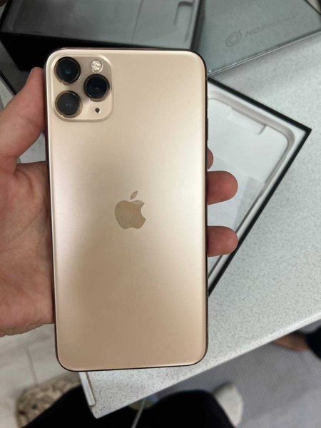 iPhone 11 pro max сотилади!