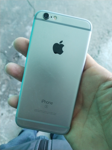 iphone 6s 6/64Gb