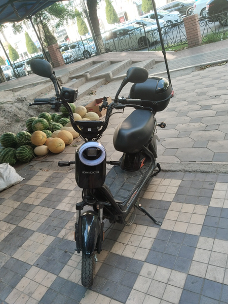 Elektro skuter sotiladi, Elektron skuter