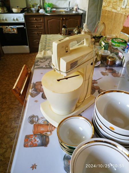 Продам миксер СССР