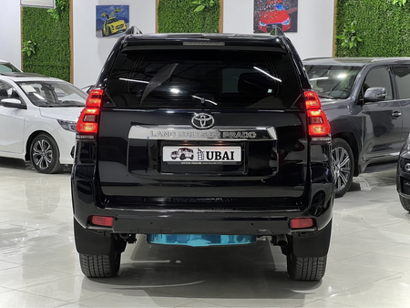 Toyota Prado 150 VX автосалон Dubai