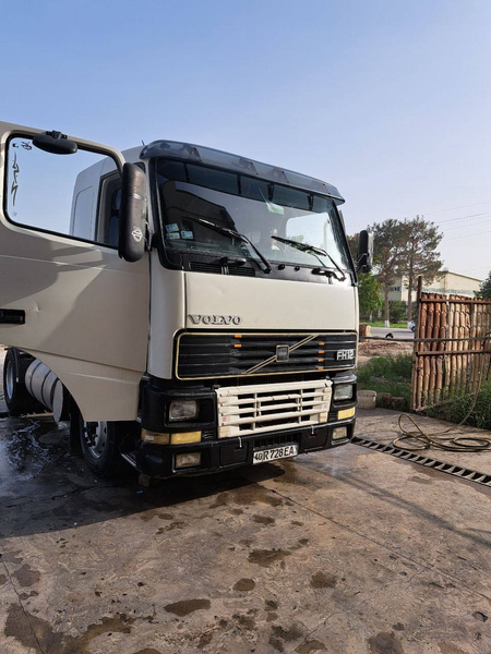 VOLVO срочна cотилади