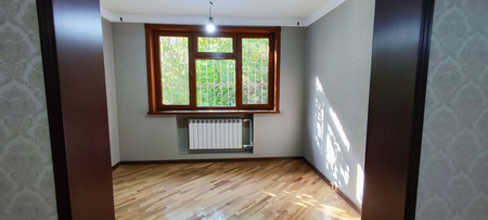 Продается Банковский дом 4/2/4 Буз базар.