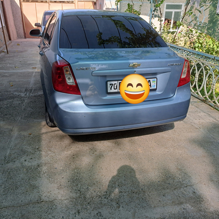 Lasetti 1.8 xolati yaxshi