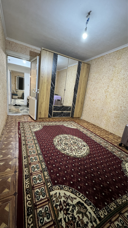 Срочно продаеться 2 х комнатная квартира