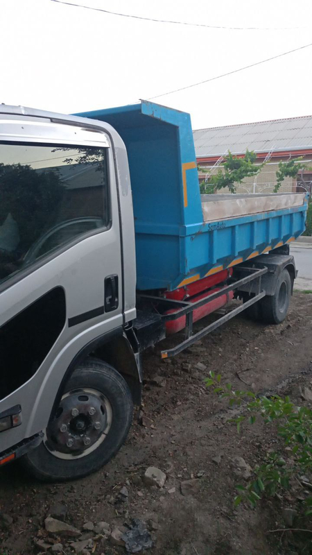 Isuzu самосвал 2010 й  сотилади
