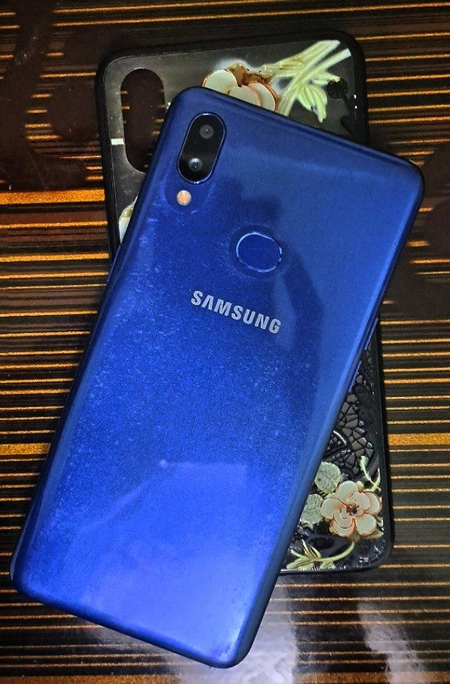 SAMSUNG A10s 2 sim 32gb