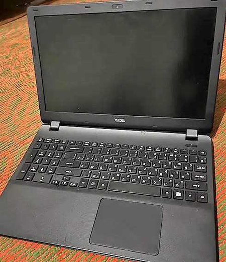 Noutbook Acer 4Gb, 500 Gb sotiladi