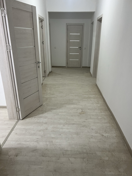Продаётся срочно 3х комнатная