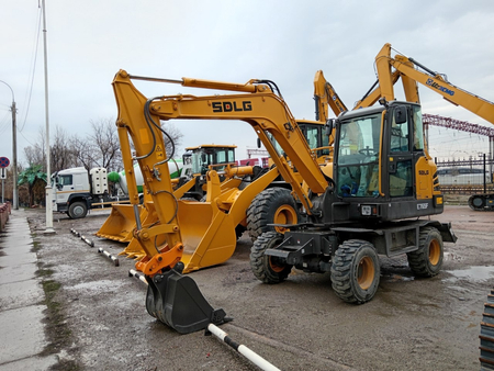 Колесный экскаватор SDLG E765F - 0,21 куб.м