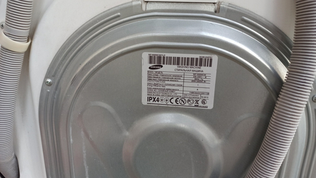 Продается стиральная машина Samsung Diamond Eco bubble 6 kg.