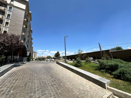 Срочно продаи квартиру в ЖК Новза