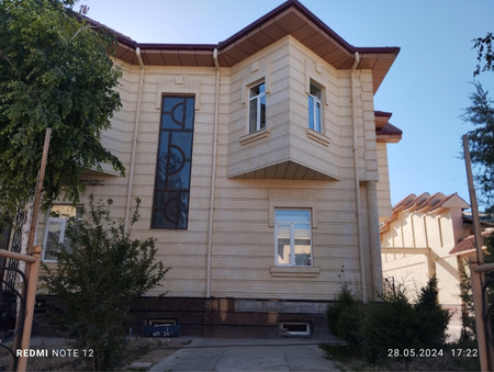 Участок Дом Исломобод 6-соток 6-комнат