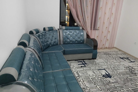 Sergeli yangi darhon2 da 3 xonali uy sotiladi srochna