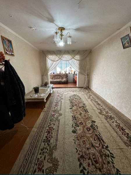Срочно продаётся 3х комн.квартира в Чирчике