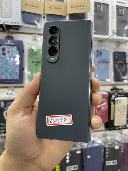 Samsung galaxy Z fold 4