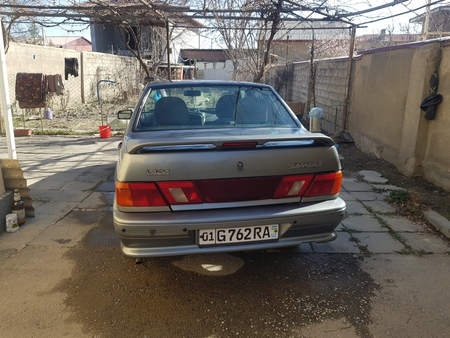 Автомобиль Самара Ваз 2115