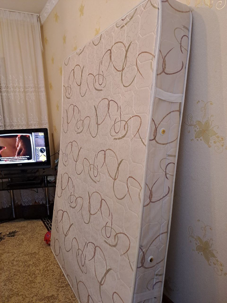 Продаётся ортопедический матрас.