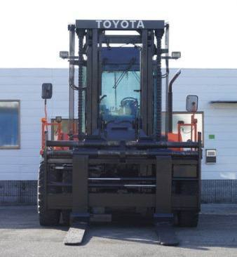 Дизельный погрузчик (кара) Тoyota 15 тонны     Кара TOYOTA