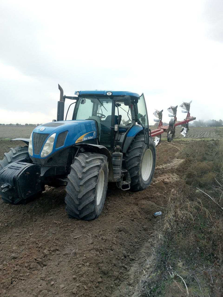 New holland 7060