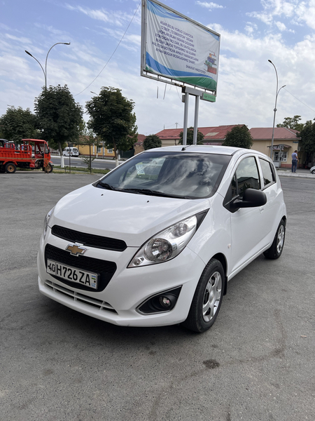 Spark 2-pozitsiya 2020 sotiladi.