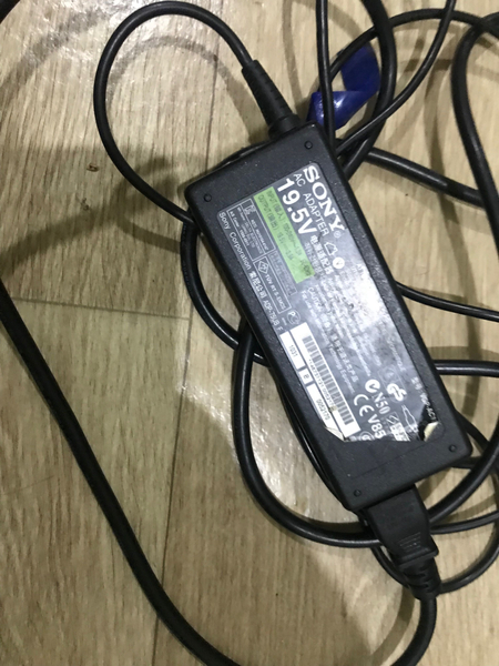 Зарядное устройство для ноутбука Sony,оригинал