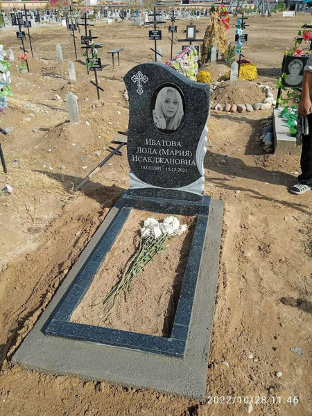 Памятник гранитный